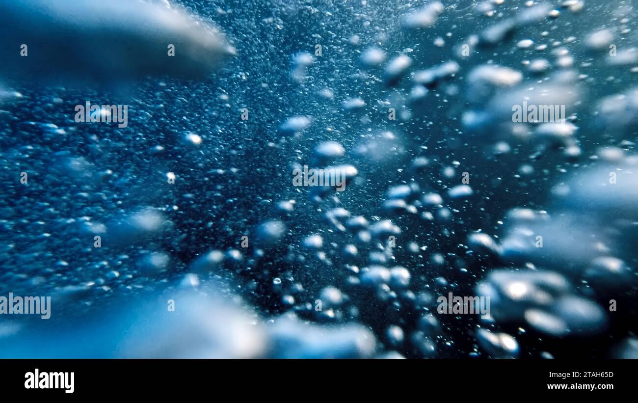 Slow bubbles rising surface in hi-res stock photography and images - Alamy