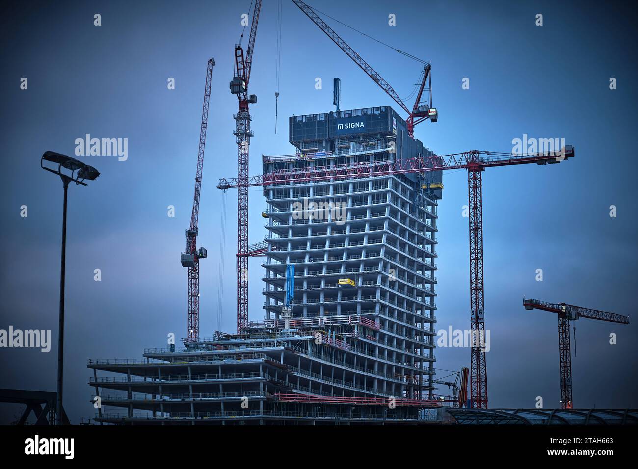 Hamburg, 30.11.2023 Elbtower - Bauvorhaben in der Hamburger Hafencity ...