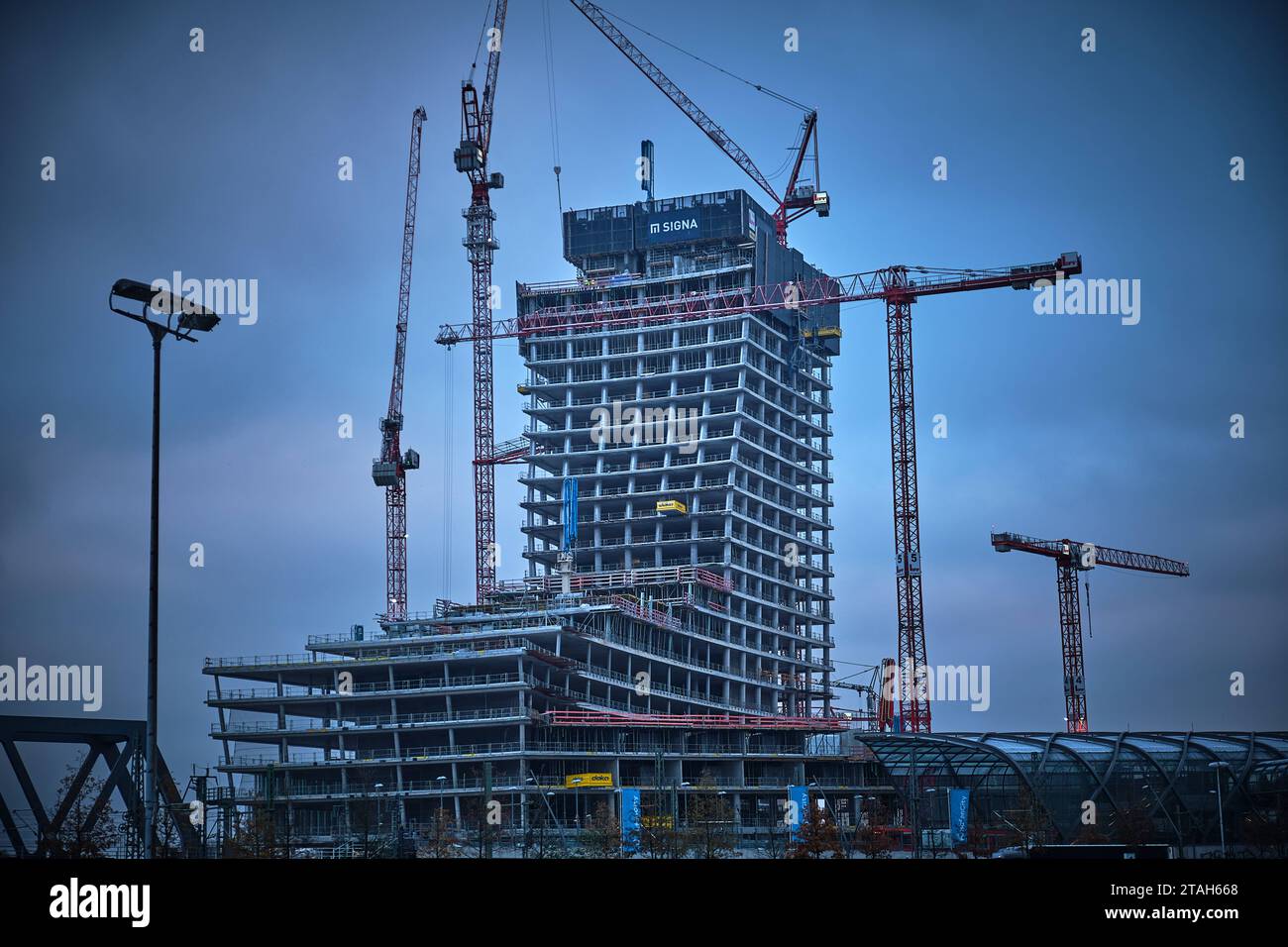 Hamburg, 30.11.2023 Elbtower - Bauvorhaben in der Hamburger Hafencity ...