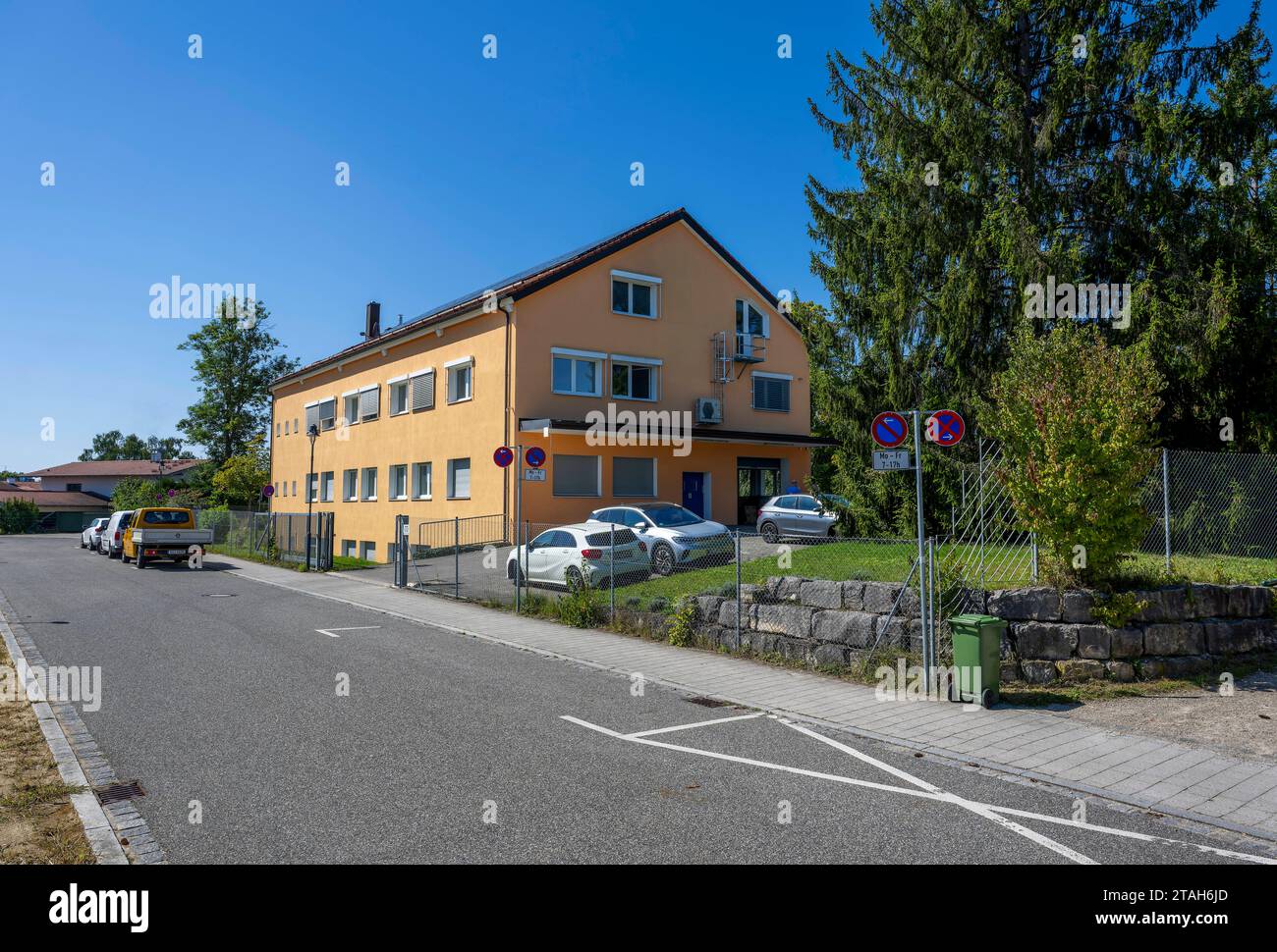 Gebaeude der Firma Atron electronic GmbH / Am Ziegelstadel 12 und 14 ...