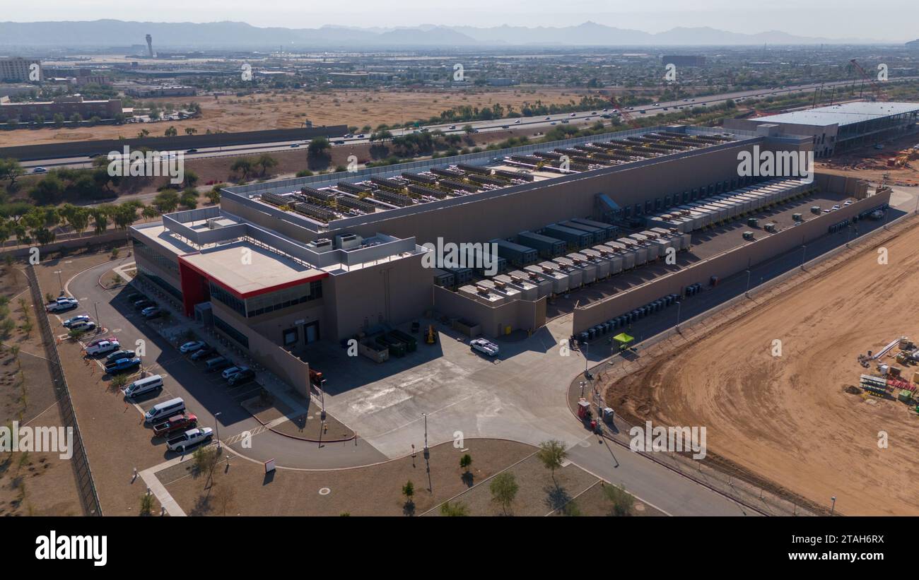 An aerial view of the QTS Data center under construction in Phoenix, Arizona Stock Photo - Alamy
