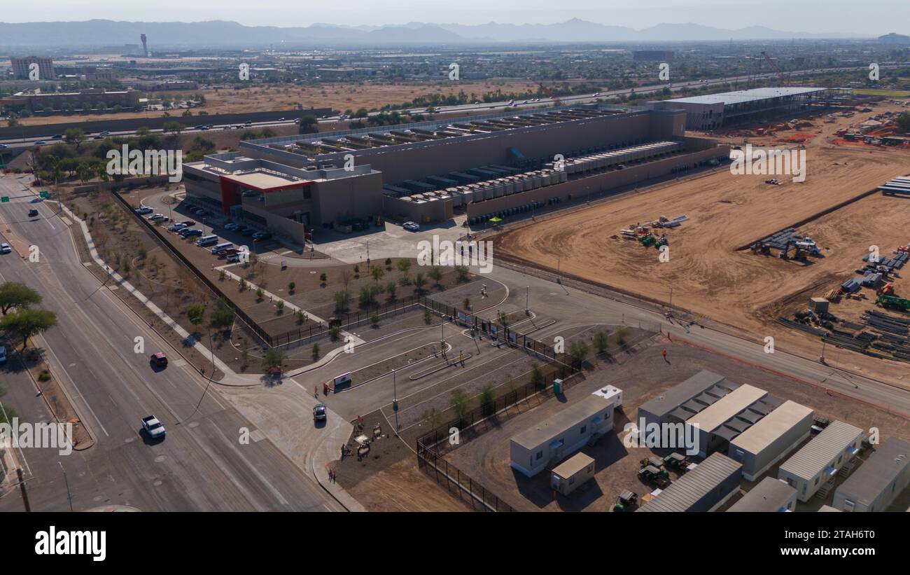 An aerial view of the QTS Data center under construction in Phoenix, Arizona Stock Photo - Alamy