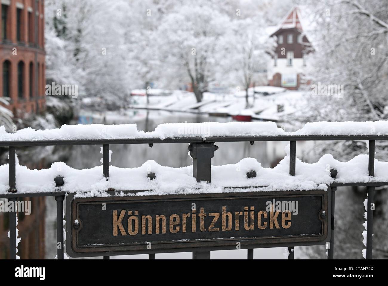 Leipzig, Germany. 01st Dec, 2023. The banks of the Weiße Elster at the ...