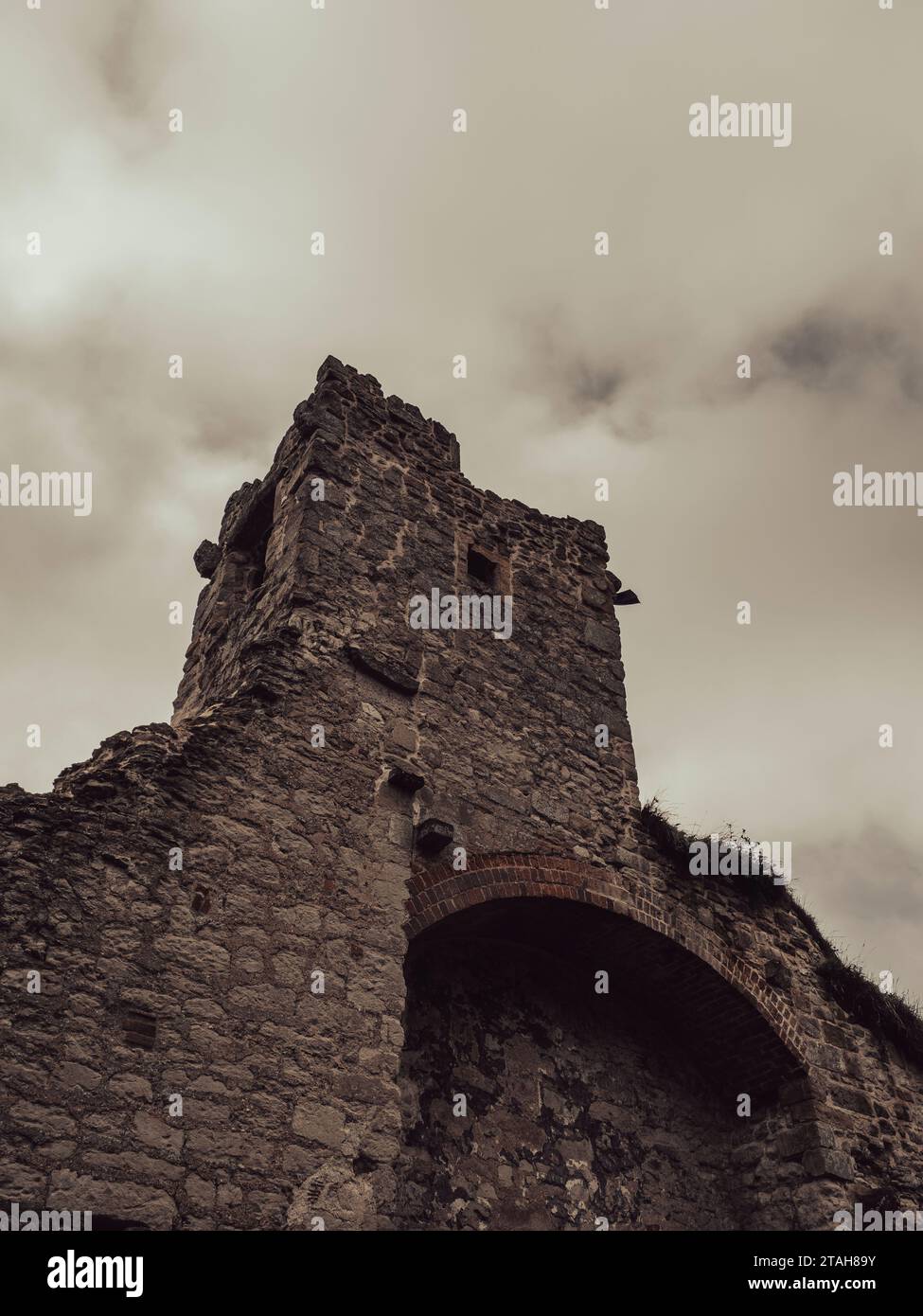 Dramatic Skys, Black and White, Ruins of Wallingford Castle ...