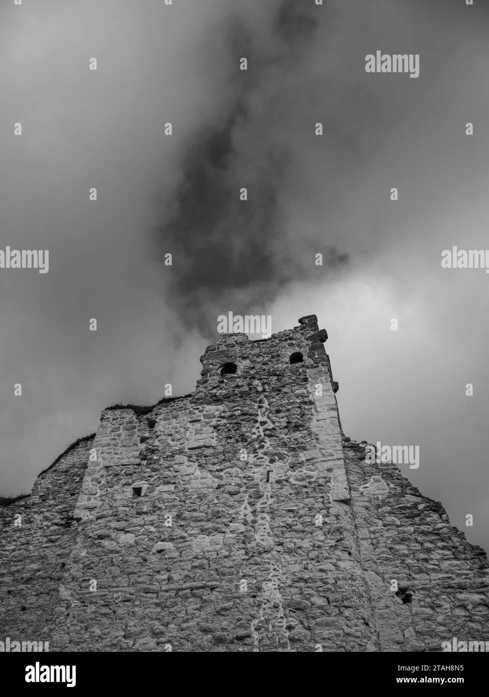 Dramatic Skys, Black and White, Ruins of Wallingford Castle ...