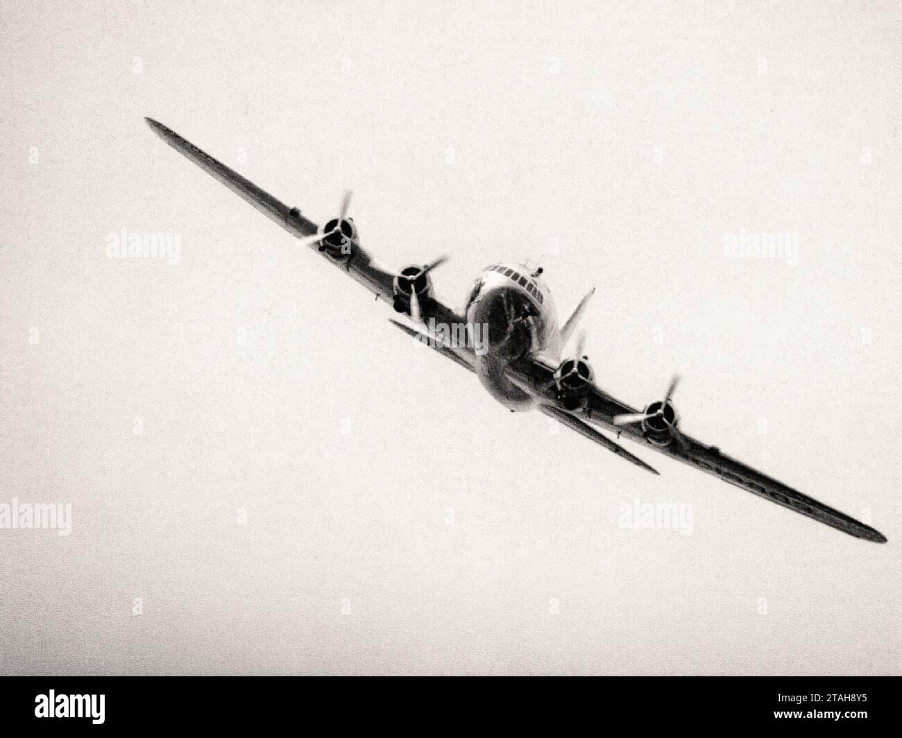 Airplane - Boeing 307 Stratoliner in flight Stock Photo - Alamy