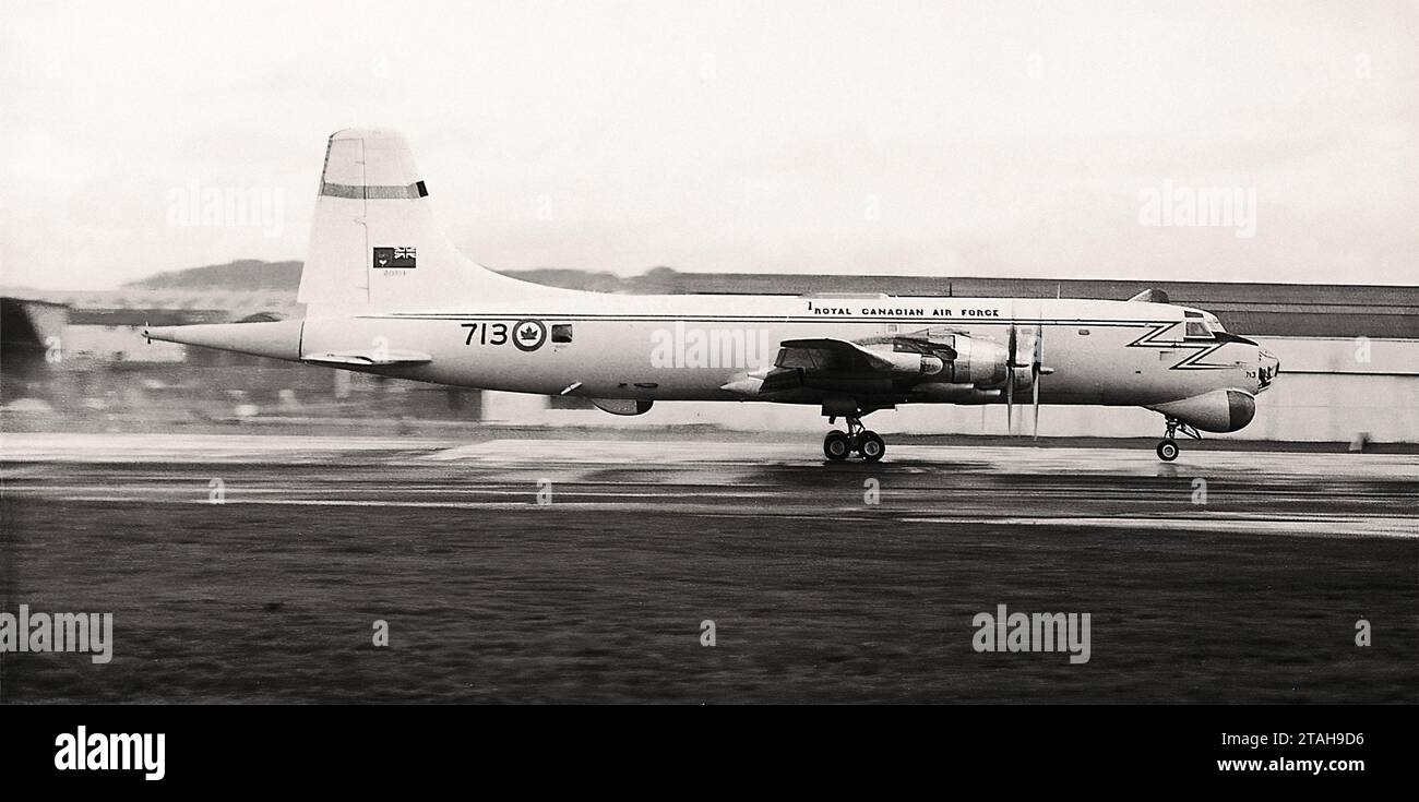 Airplane - Canadair CP-107 Argus RCAF Stock Photo - Alamy