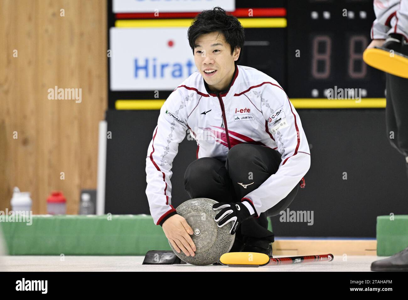 Karuizawa ice park, Nagano, Japan. 1st Dec, 2023. Kosuke Hirata (KiT Curling Club), DECEMBER 1 ...