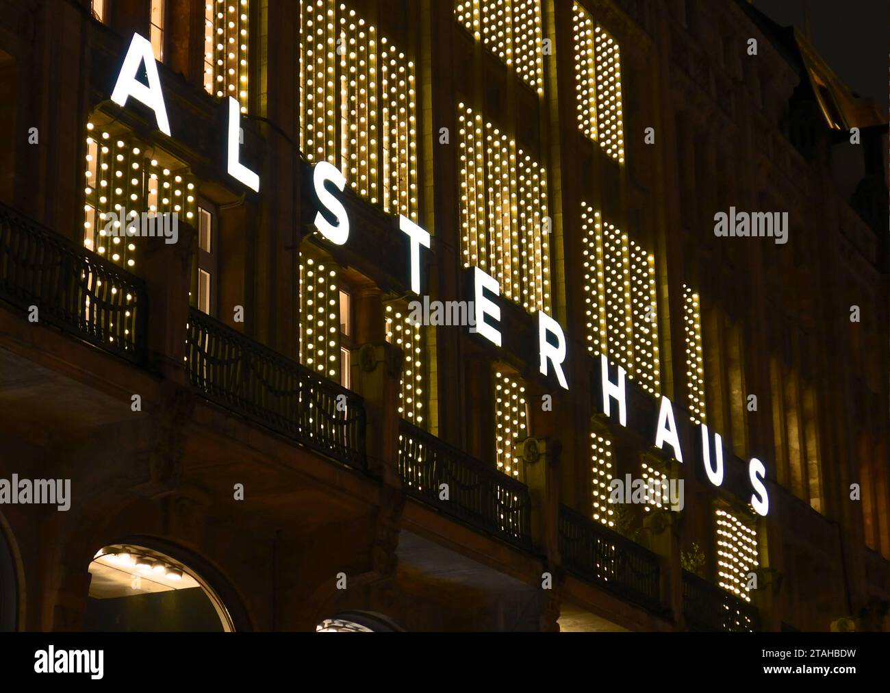 Premiumkaufhauser hi-res stock photography and images - Alamy