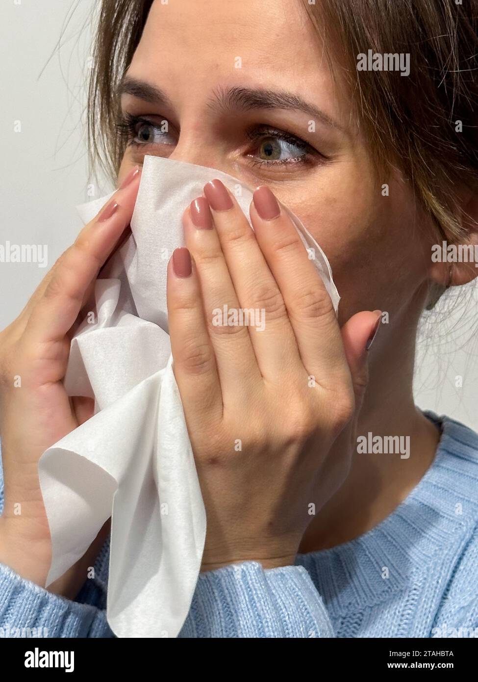 Portrait of weeping woman hi-res stock photography and images - Alamy