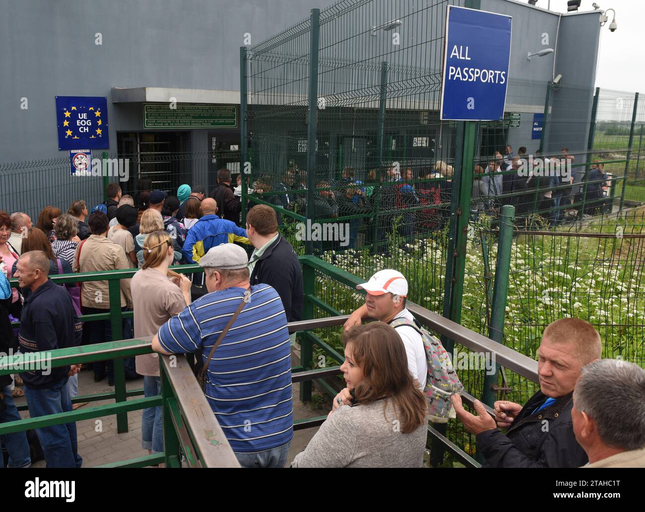 Ukraine medyka poland border hi-res stock photography and images - Alamy