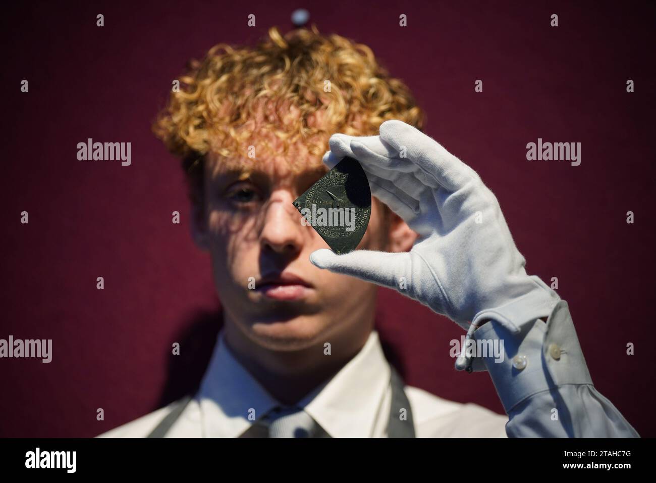 The master of the Chetwode Quadrant, c.1311, the earliest dated English ...