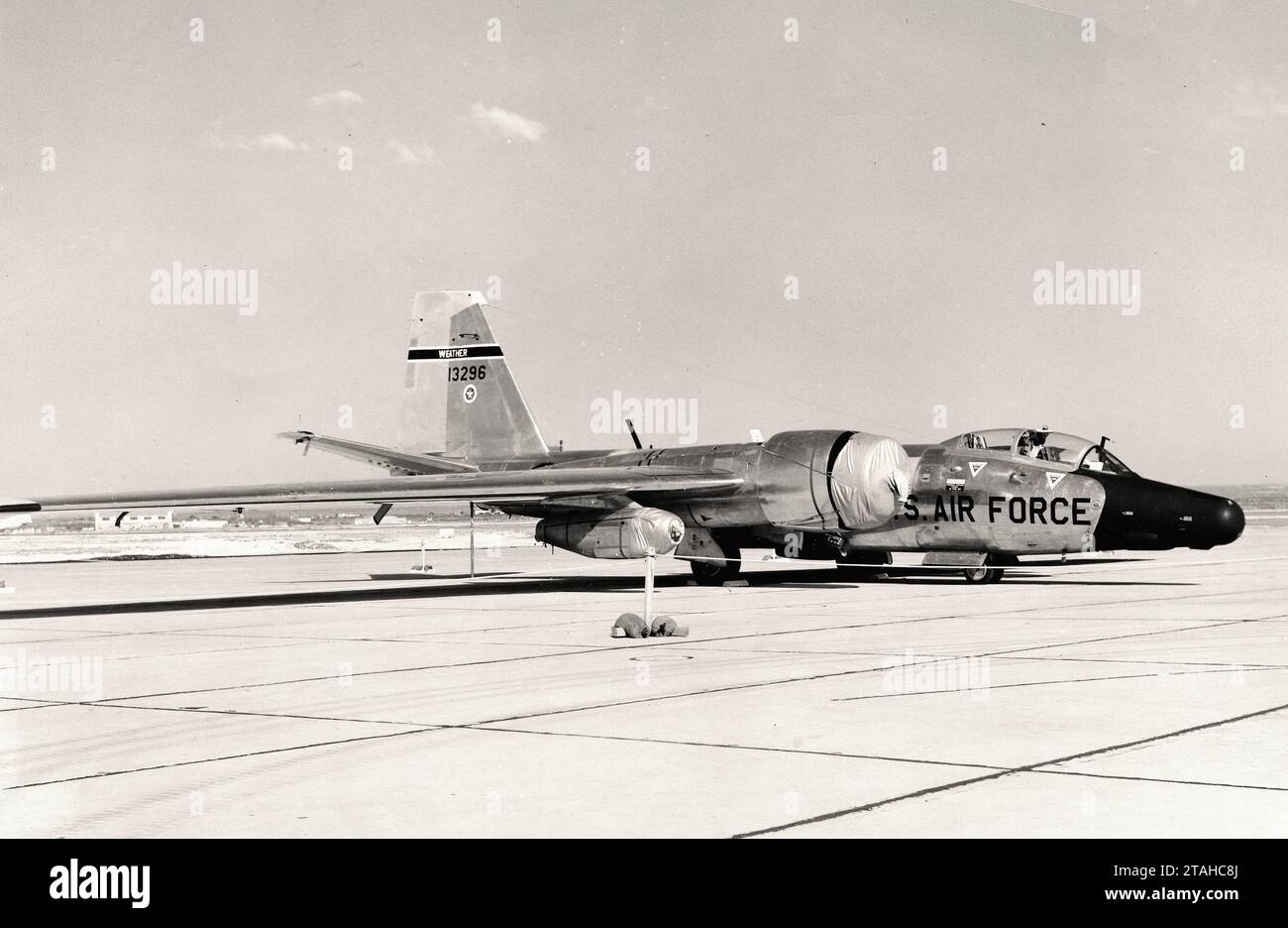Airplane - General Dynamics RB-57F Canberra Stock Photo - Alamy