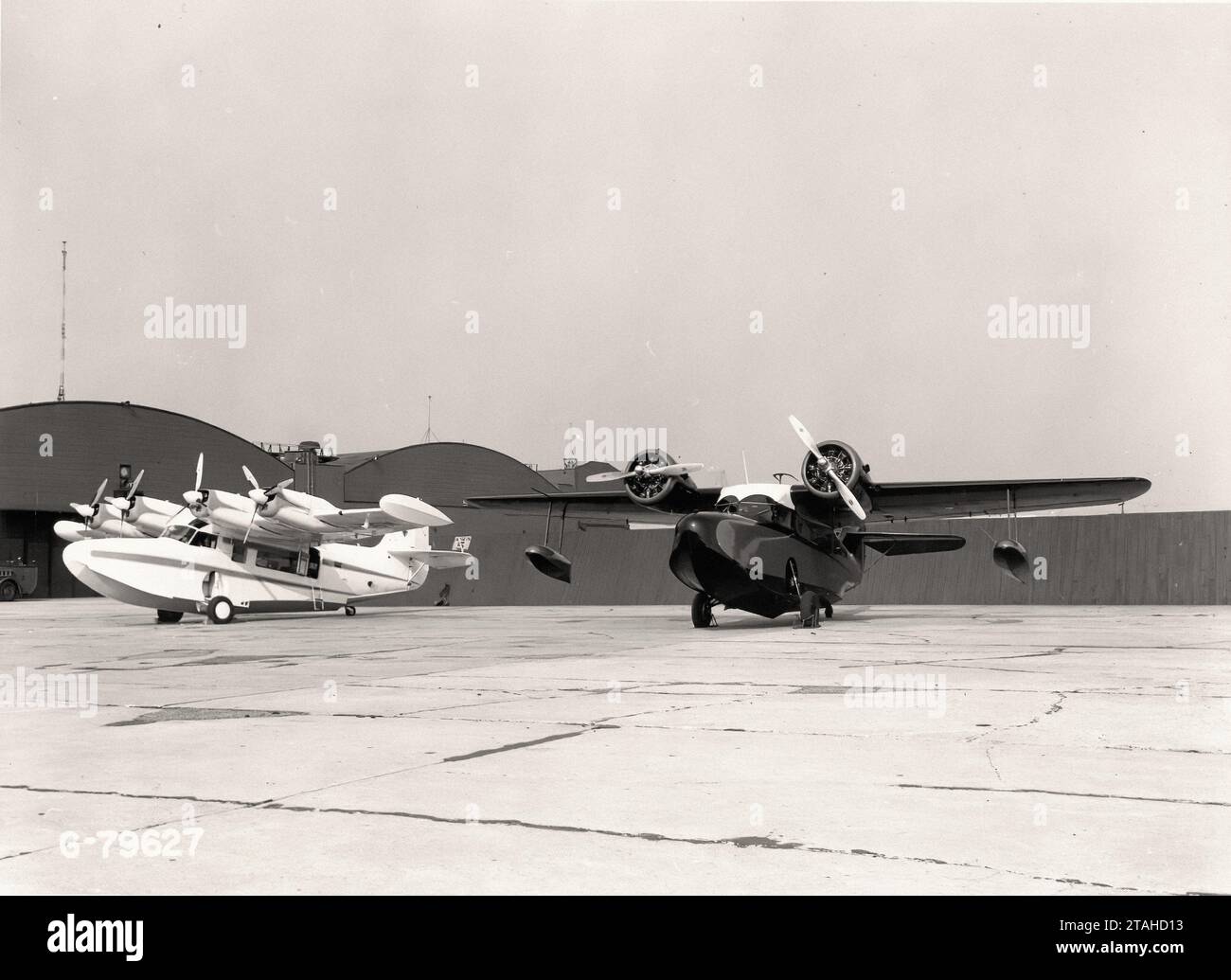 4 engines hi-res stock photography and images - Alamy