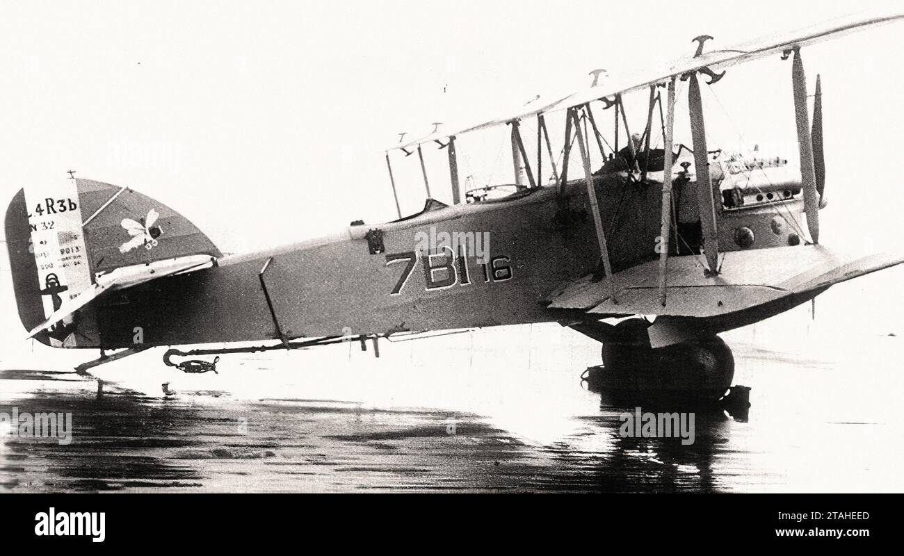 Airplane pl hi-res stock photography and images - Alamy