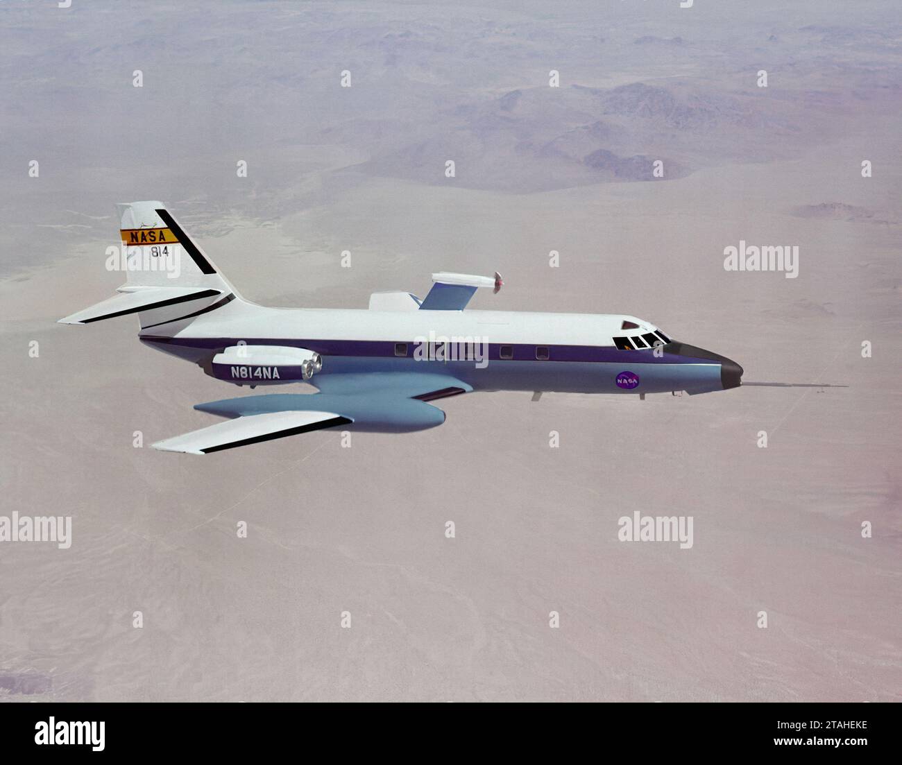 Airplane - Lockheed JetStar NASA Stock Photo - Alamy