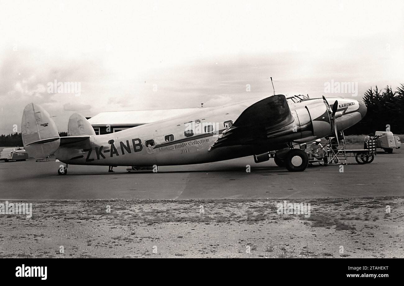 Lockheed lodestar hi-res stock photography and images - Alamy