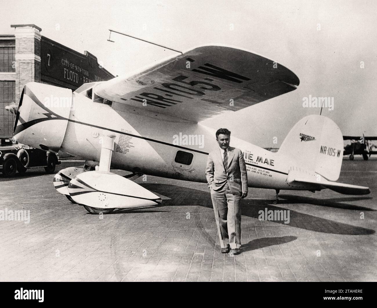 Airplane - Lockheed Vega 5B 'Winnie Mae of Oklahoma'. Wiley Post Stock ...