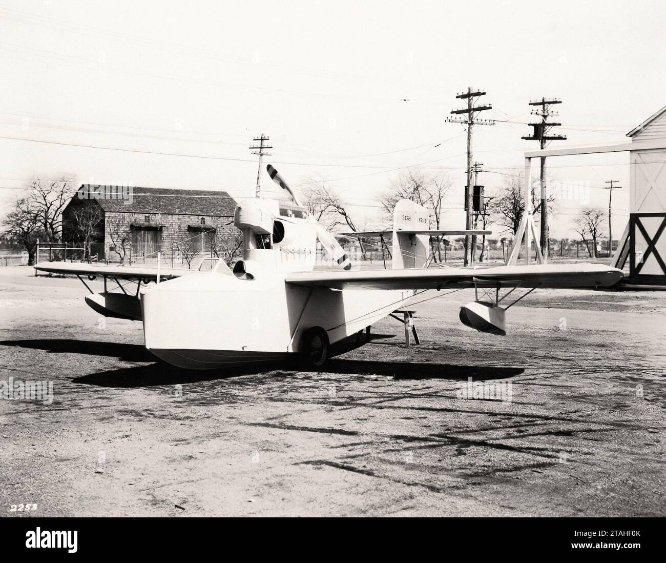 Airplane loening hi-res stock photography and images - Alamy