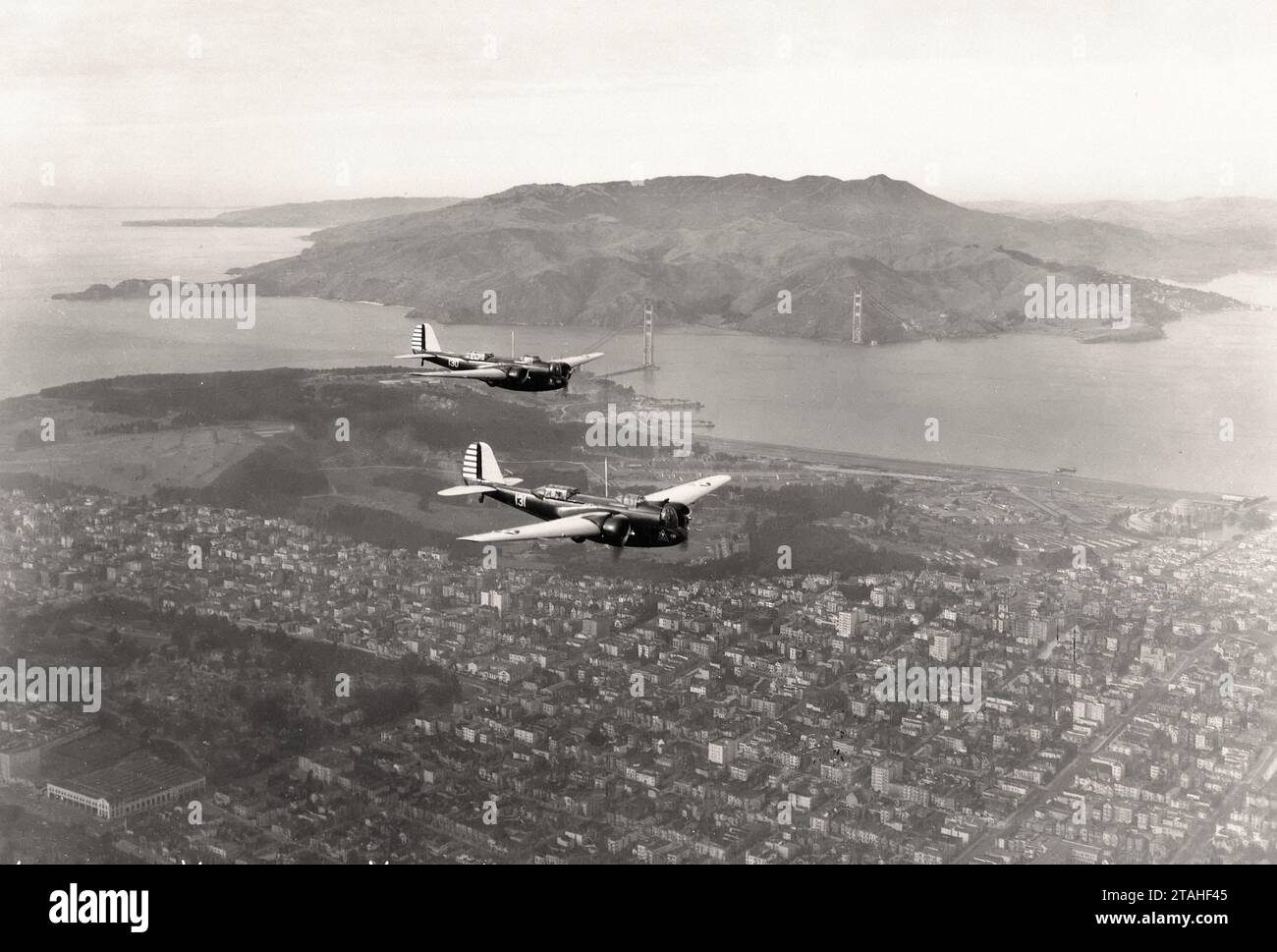 Vintage martin planes hi-res stock photography and images - Alamy