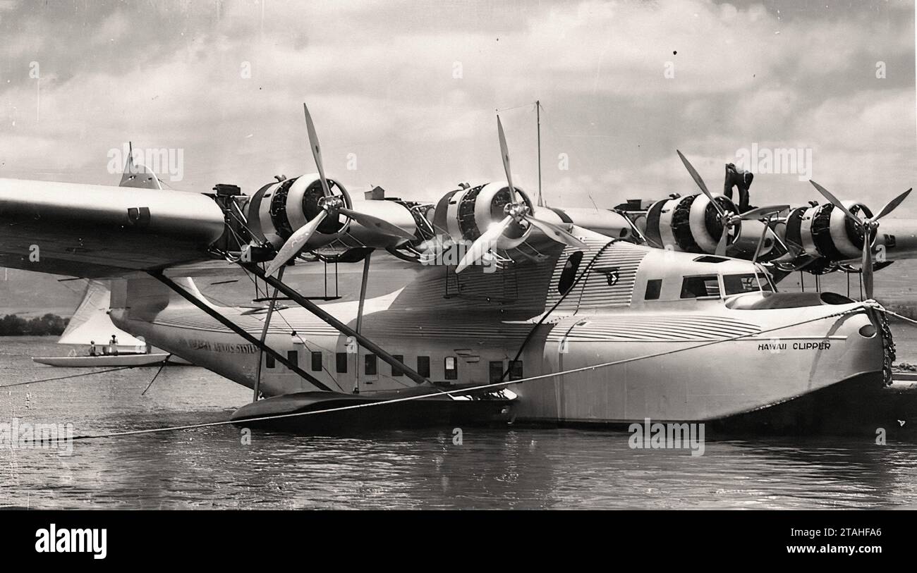 Airplane - Martin M-130 Hawaii Clipper 77 Stock Photo - Alamy