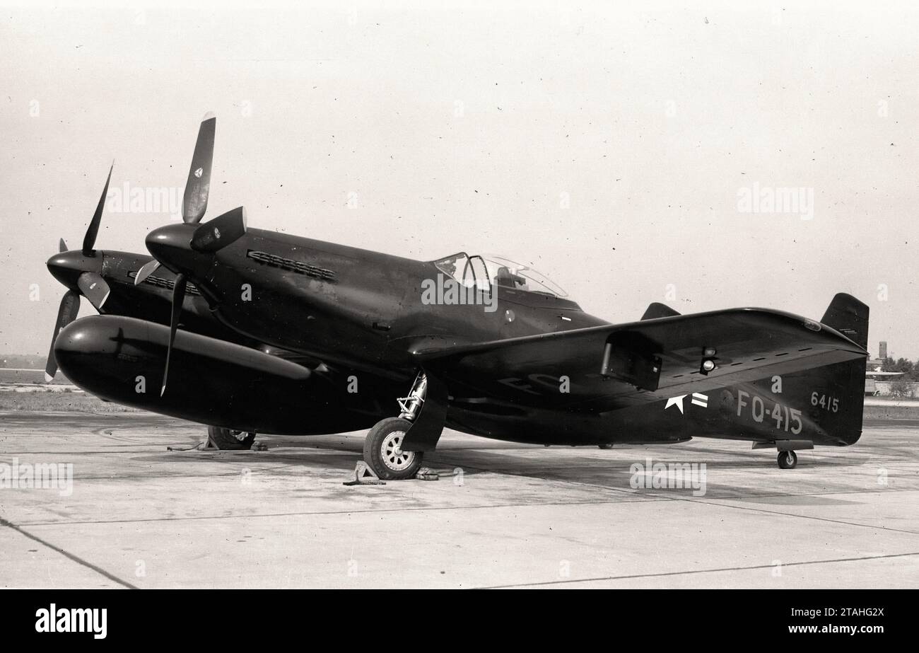 Airplane - North American F-82F Stock Photo - Alamy