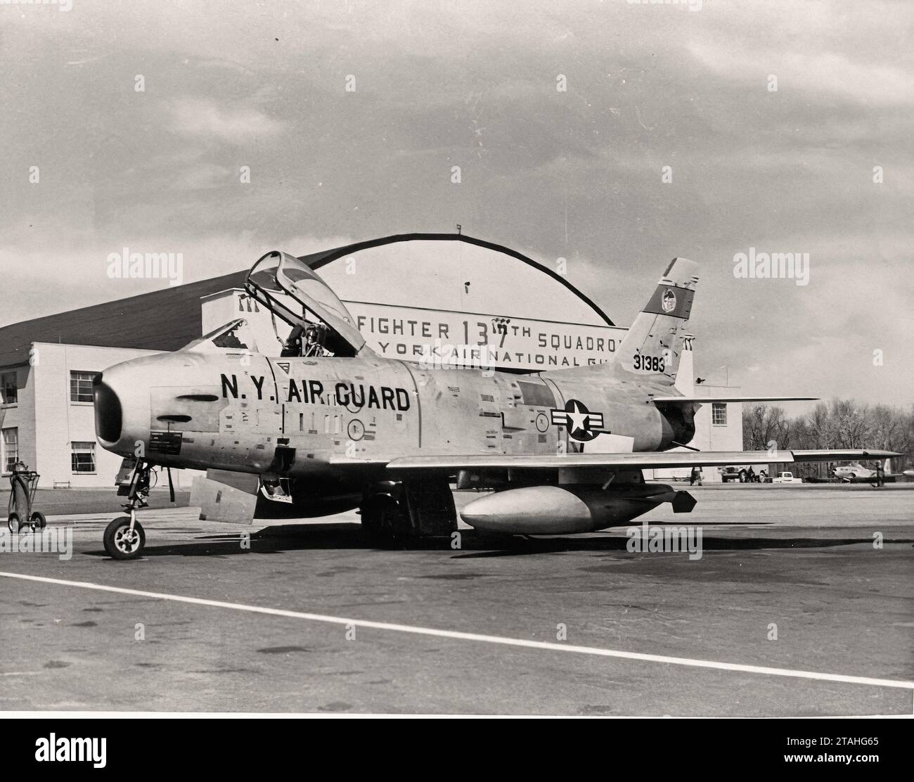 Ang airplane hi-res stock photography and images - Alamy