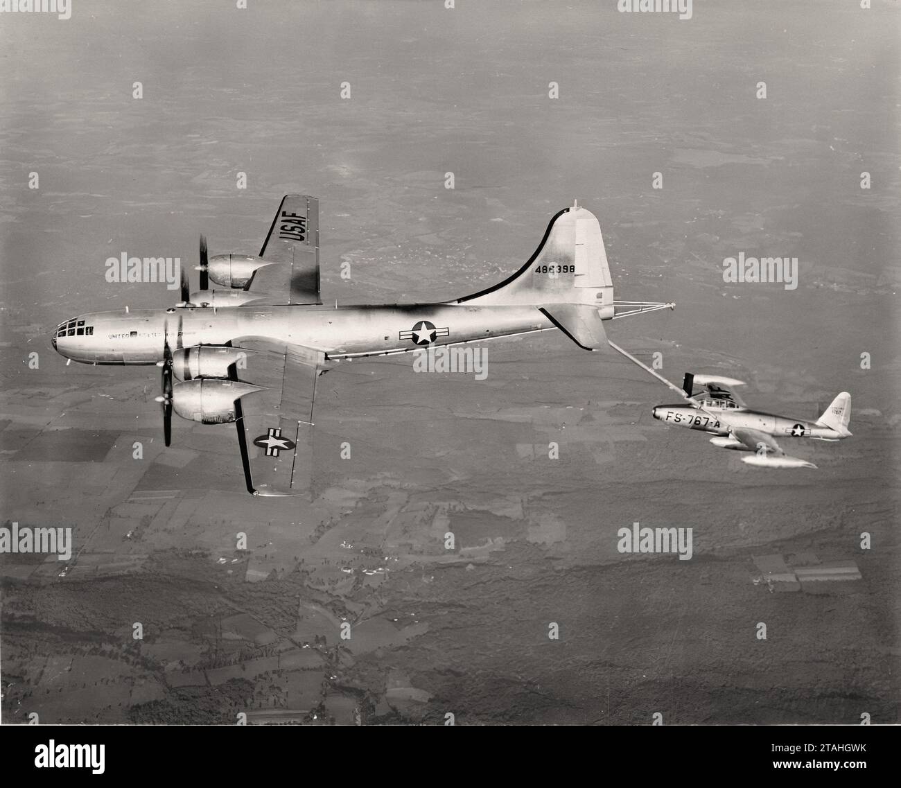 Airplane - Republic F-84 refueling Stock Photo - Alamy