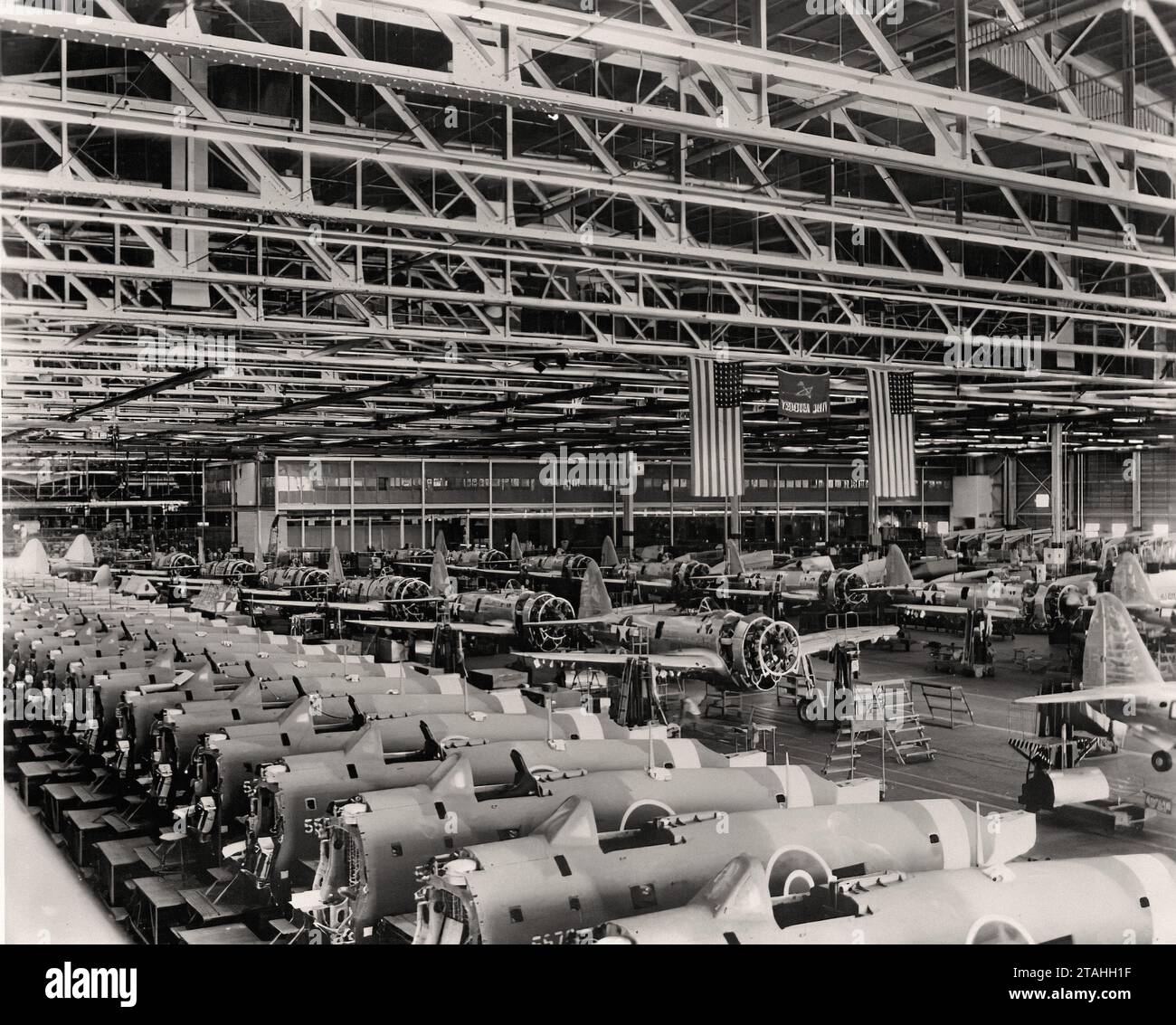 Planes assembly hi-res stock photography and images - Alamy