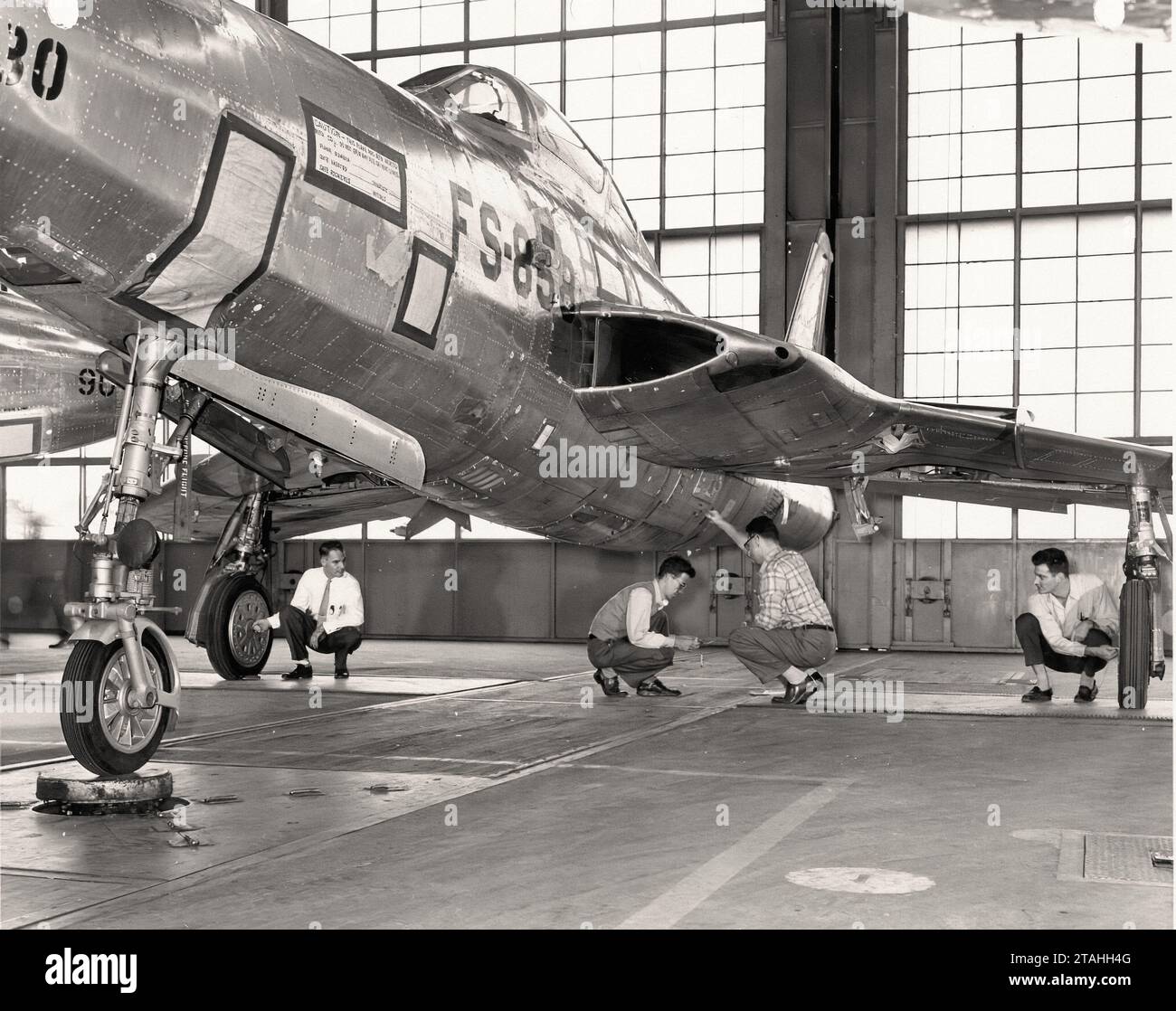 Airplane - Republic RF-84F weighing 1954 Stock Photo - Alamy