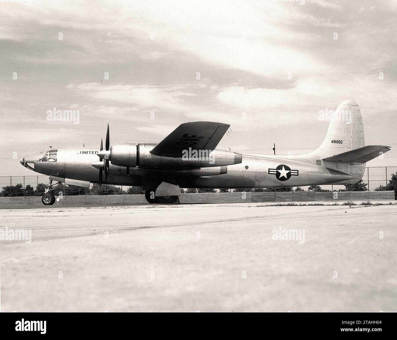 Xf 12 hi-res stock photography and images - Alamy