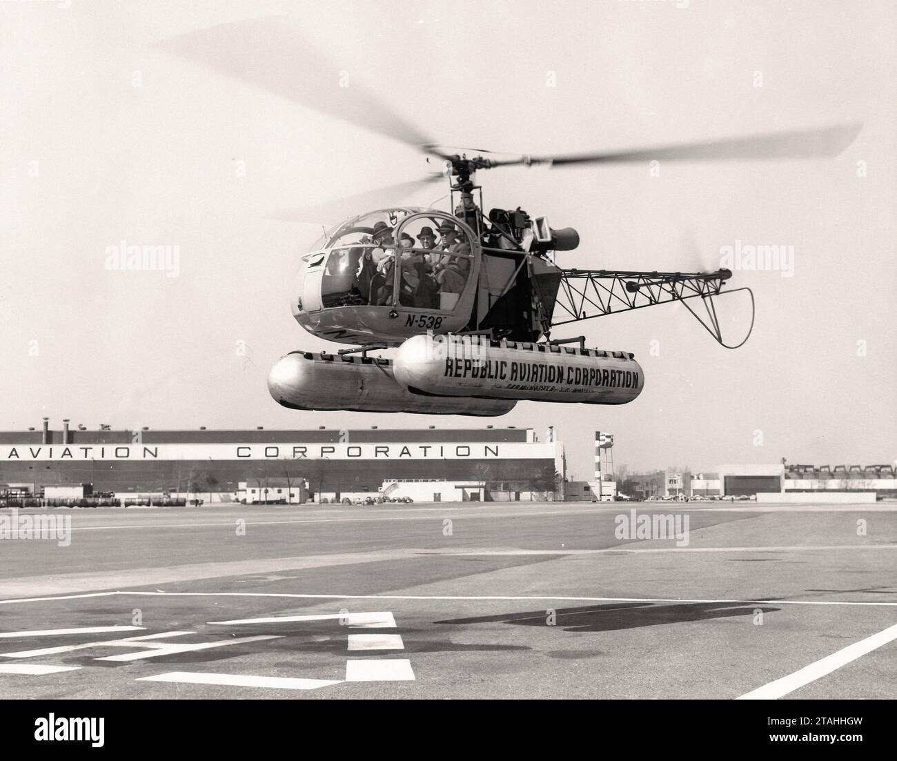 Alouette ii in flight hi-res stock photography and images - Alamy