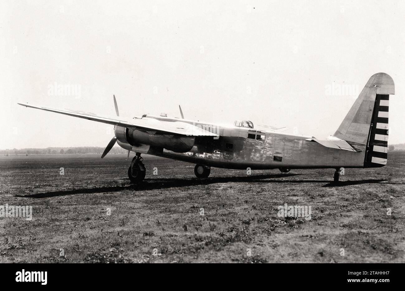 Airplane - Stearman XA-21 (Streamlined Cockpit) 1 Stock Photo - Alamy