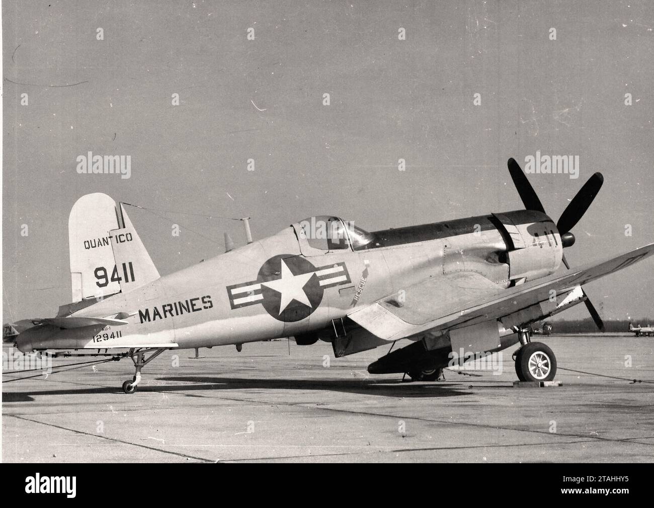 Tailhook hi-res stock photography and images - Alamy