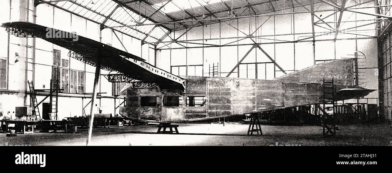 Airplane - Zeppelin Staaken E.4 20 00002 Stock Photo - Alamy