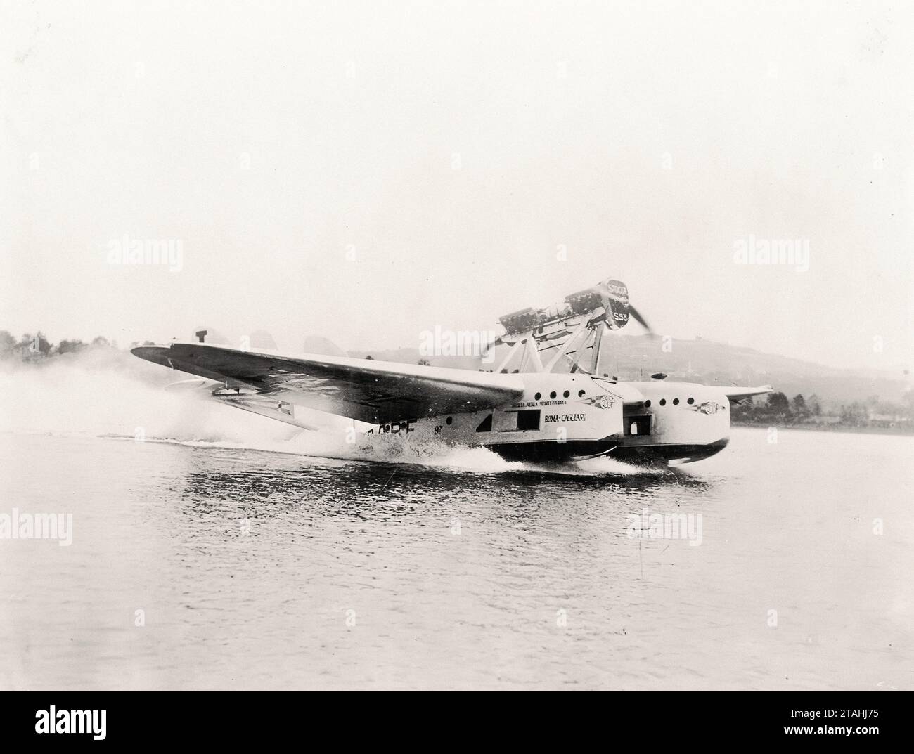 Airplane - Savoia Marchetti S.55 landing on water Stock Photo - Alamy