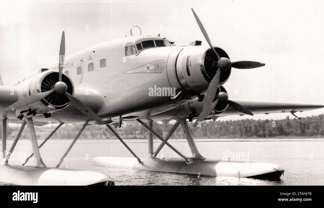 Sm 87 hi-res stock photography and images - Alamy