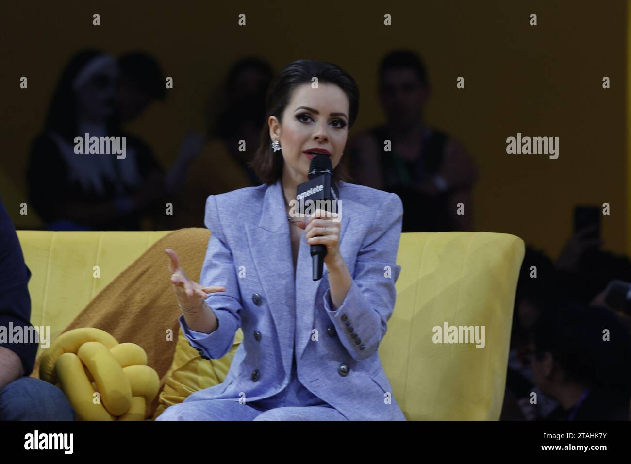 Omelete stage hi-res stock photography and images - Alamy