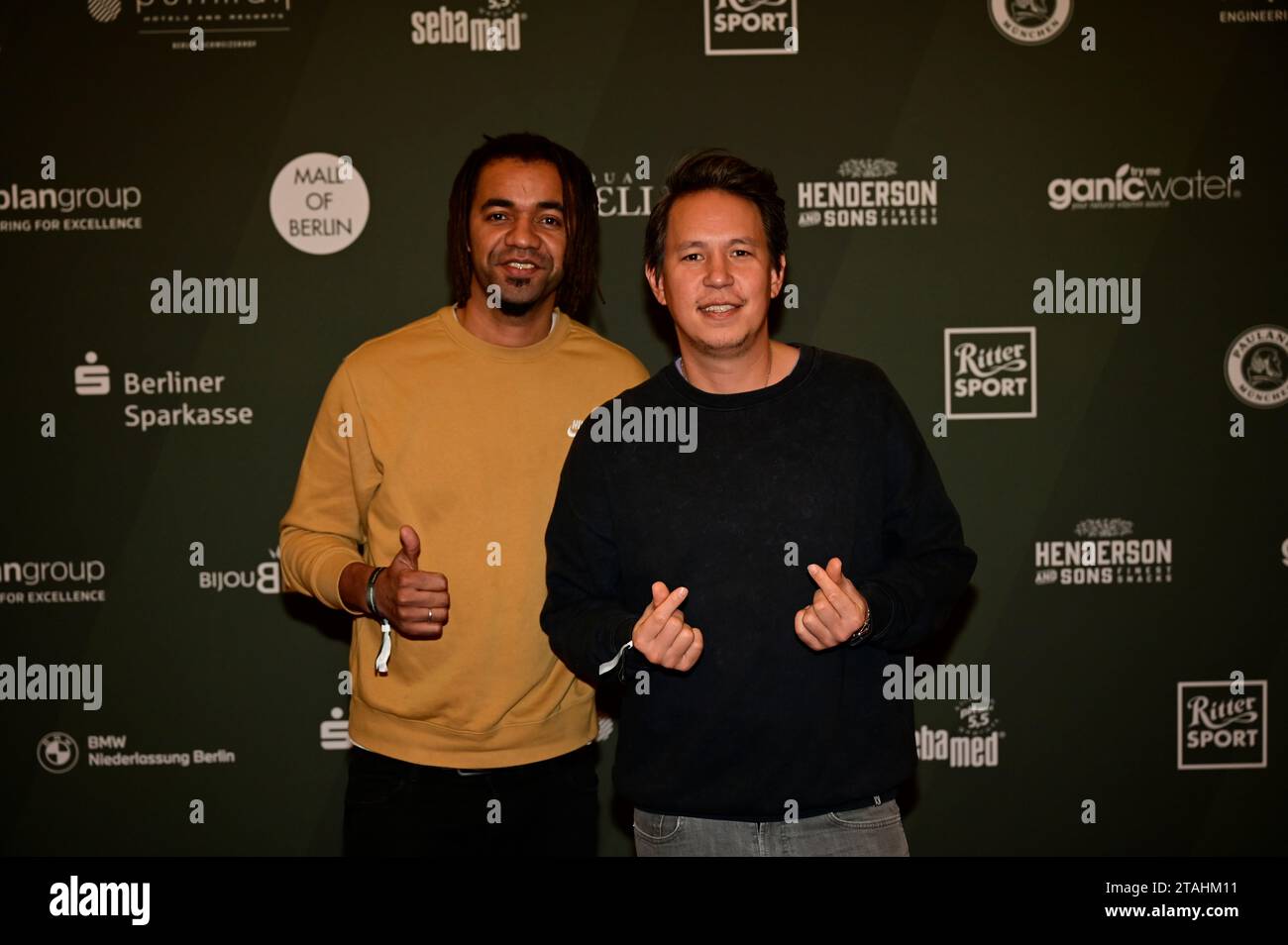 Johnny Strange und Chino con Estilo von der Band Culcha Candela bei der ...