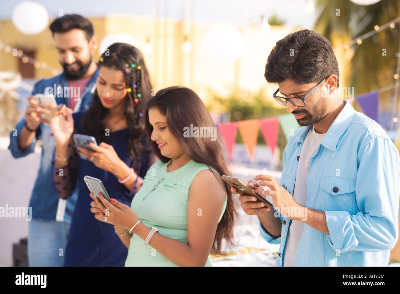 Millennials india smartphone hi-res stock photography and images - Alamy