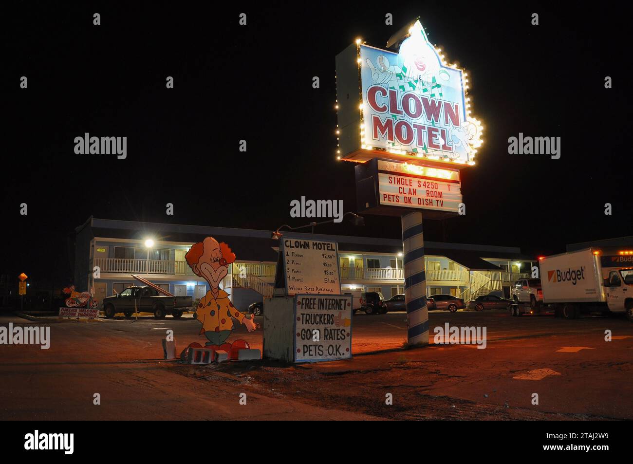 Tonopah,USA.08-14-2017.The Clown motel at night in Tonopah ,Nevada ...