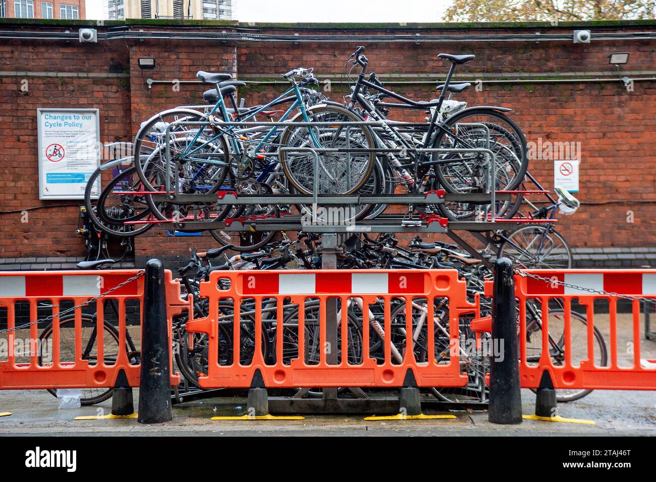 London, UK. 27th November, 2023. Commuter bikes on a rack outside ...