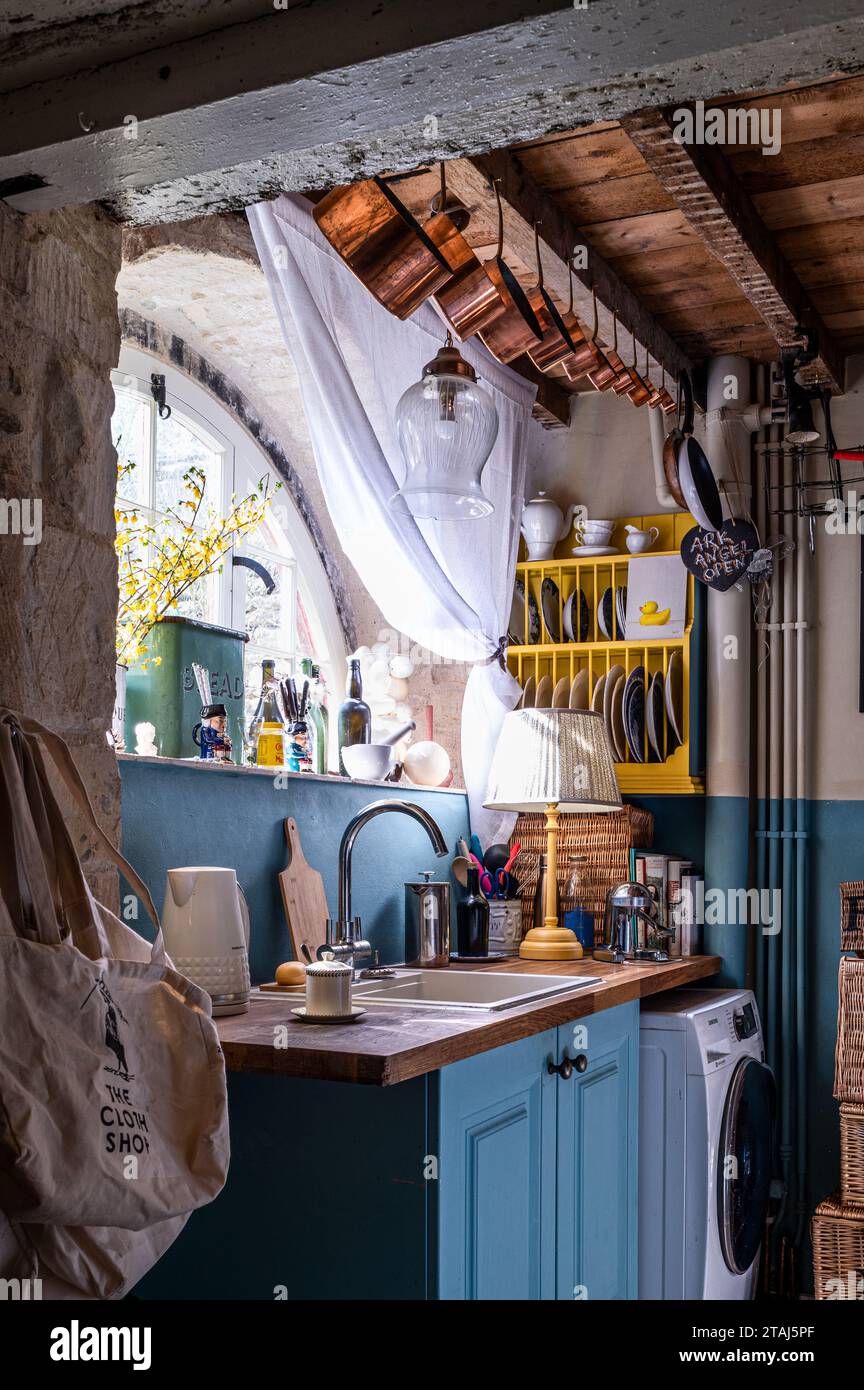 Saucepans early hi-res stock photography and images - Alamy