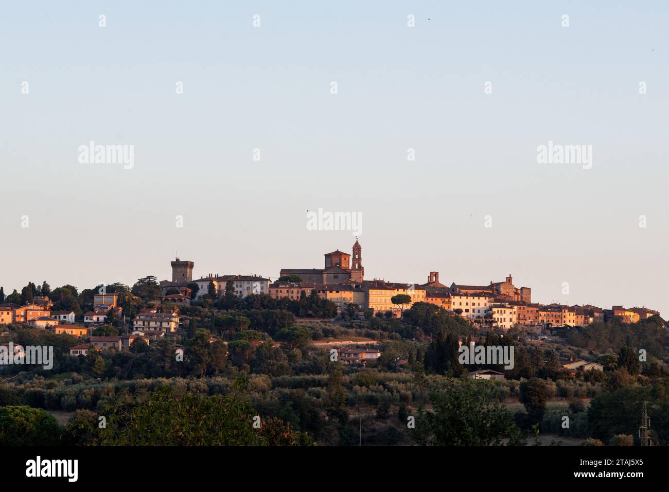 Lucignano castle hi-res stock photography and images - Alamy
