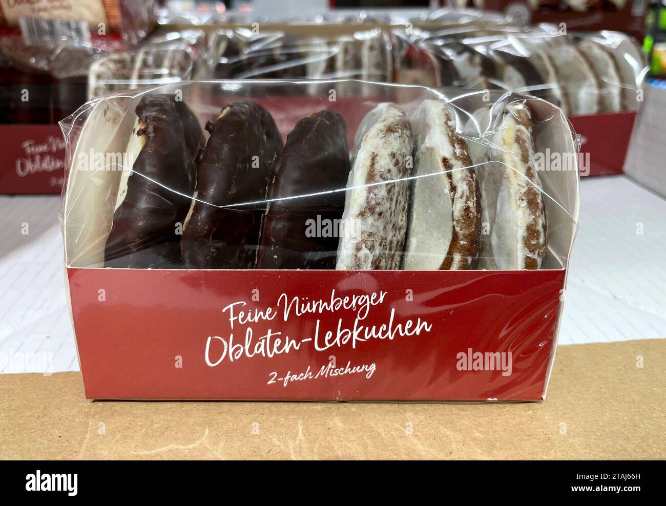 Nuremberg gingerbread wafer hi-res stock photography and images - Alamy