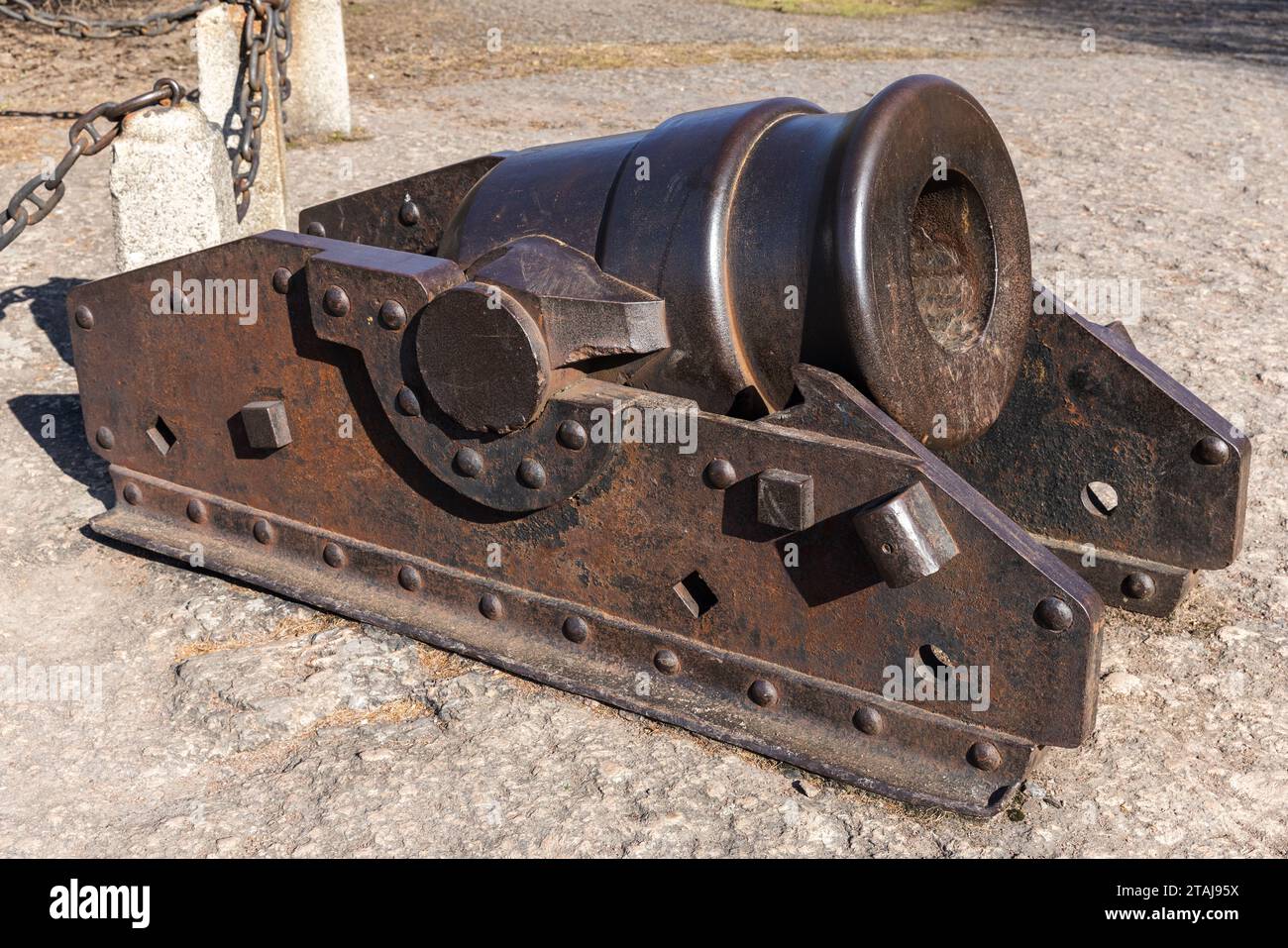 Mortar gun hi-res stock photography and images - Alamy