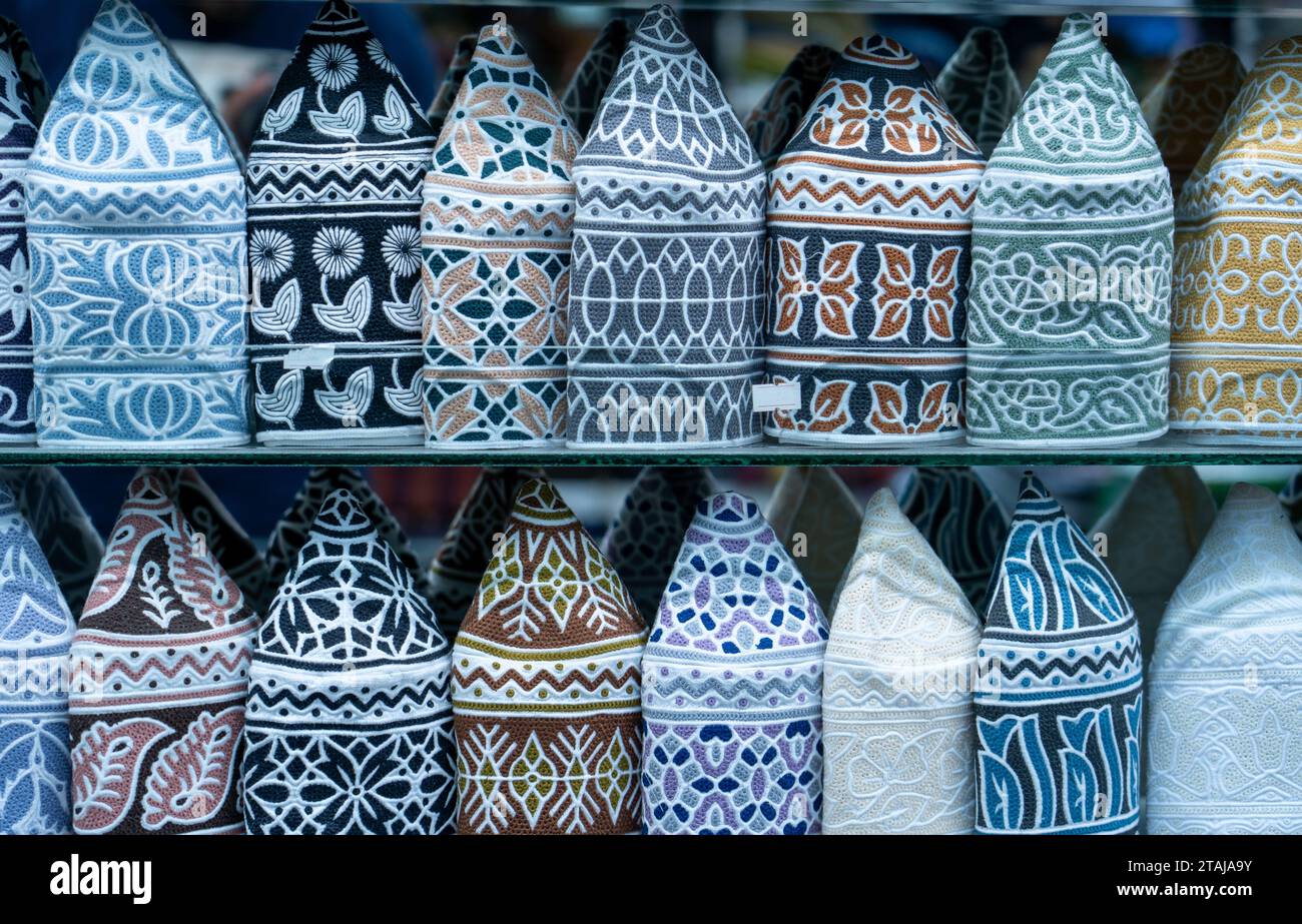 Traditional omani cap hi-res stock photography and images - Alamy