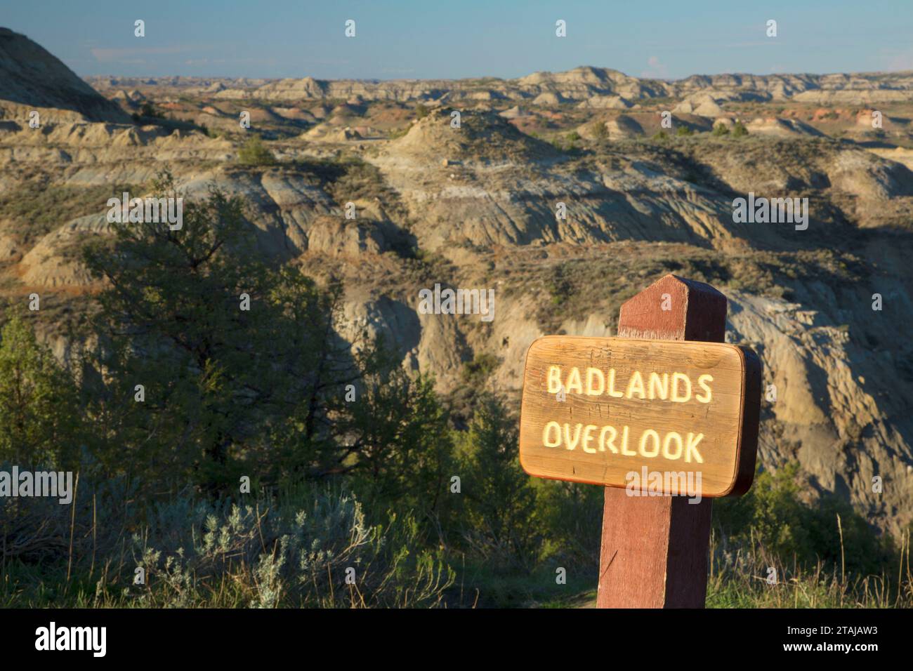Badlands Overlook view, Theodore Roosevelt National Park-South Unit ...