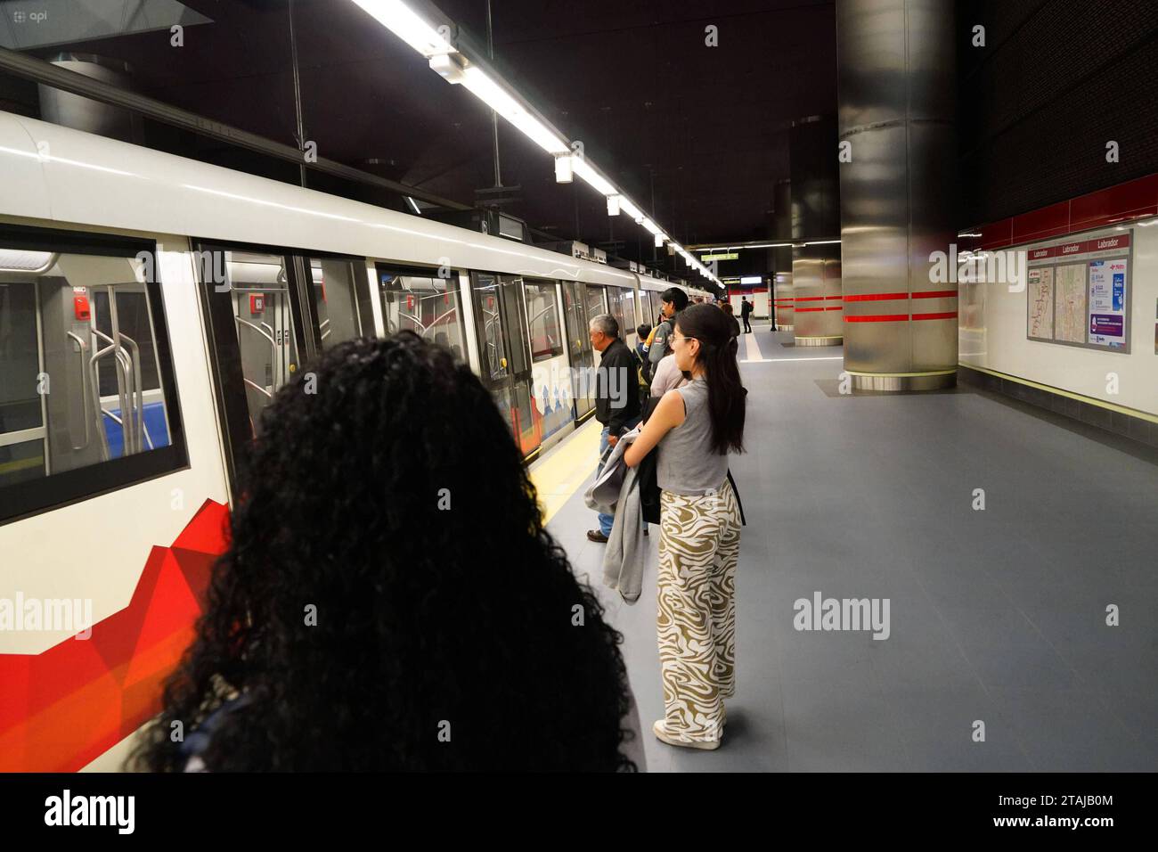PRIMER-DIA-OPERACION-METRO-QUITO Quito, viernes 1 de diciembre del 2023 ...