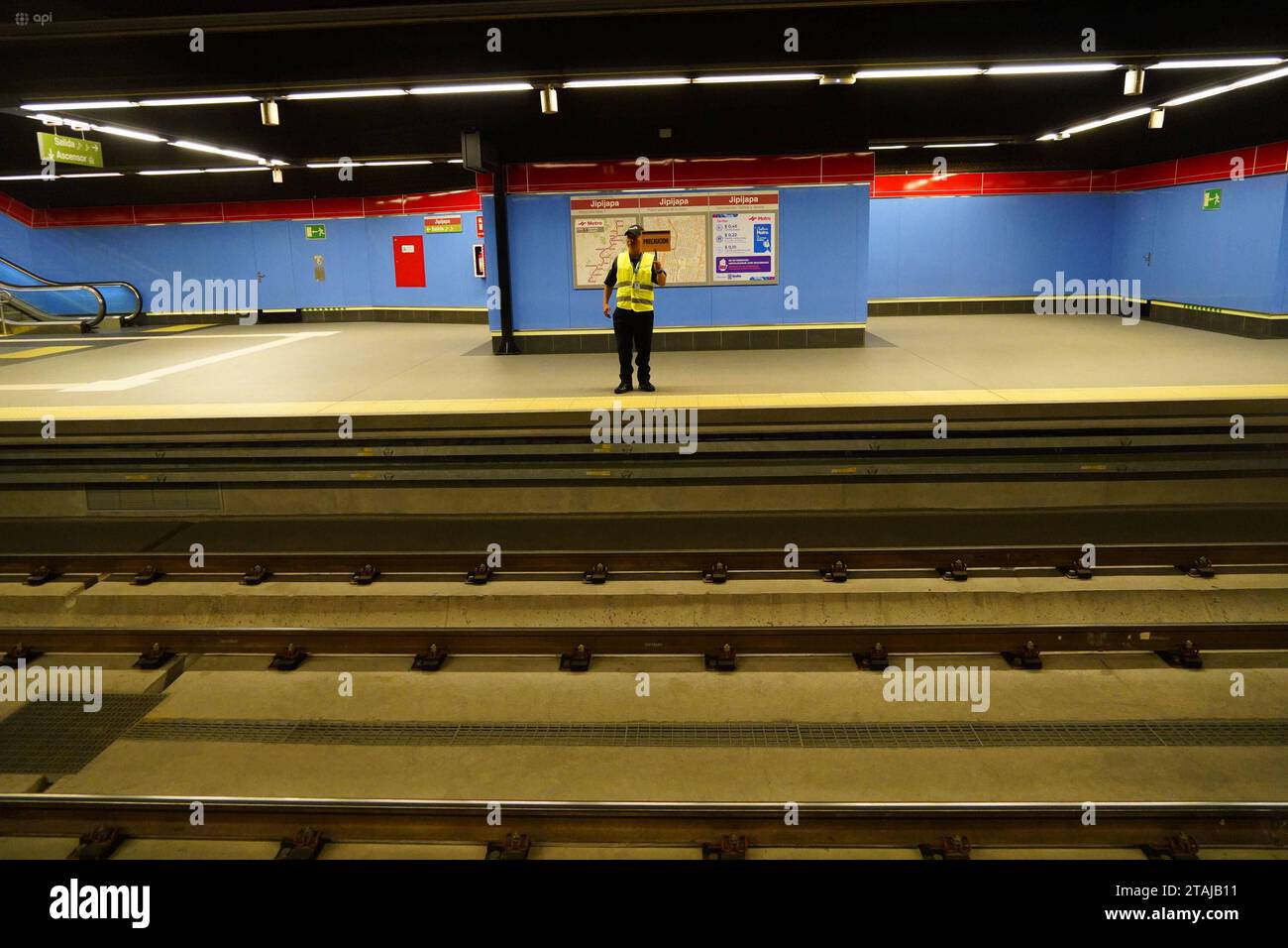 PRIMER-DIA-OPERACION-METRO-QUITO Quito, viernes 1 de diciembre del 2023 ...